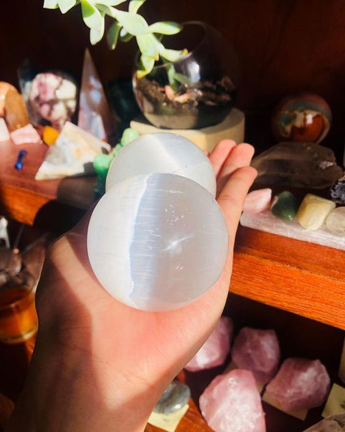 Satin Spar Selenite Meaning Healing Properties And Uses Bad Witch